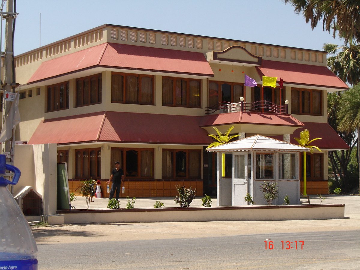 Rasal Beach Resort And Vista Rooms Diu Hotel Reviews Photos Rate Comparison Tripadvisor