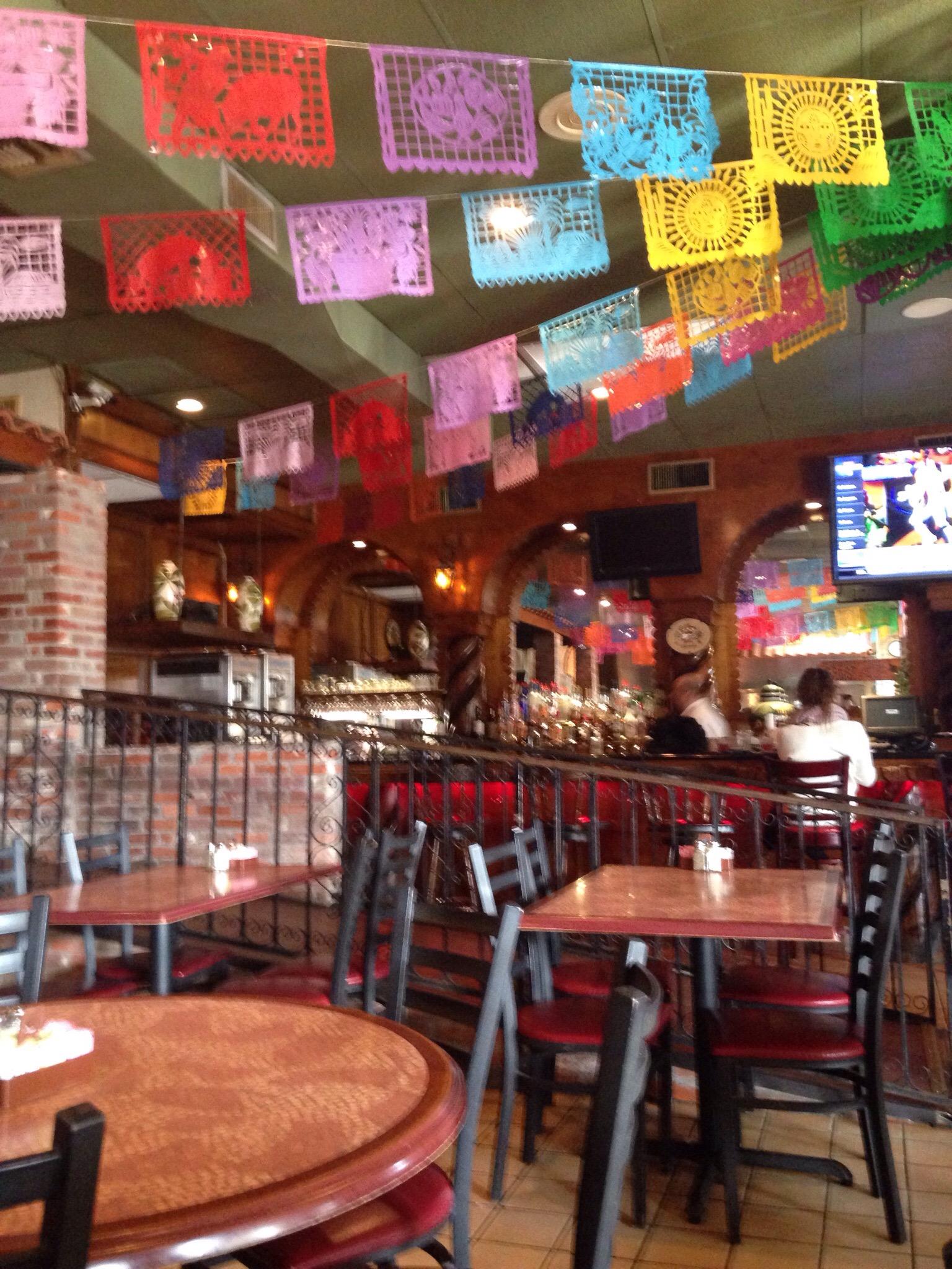 La mexicana restaurant store