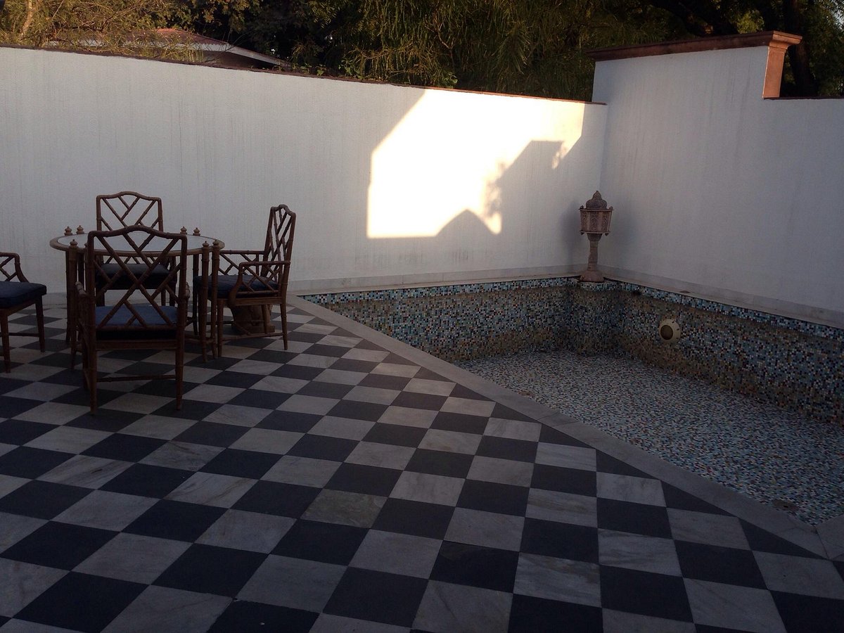 Raj Niwas Palace Pool Pictures And Reviews Tripadvisor