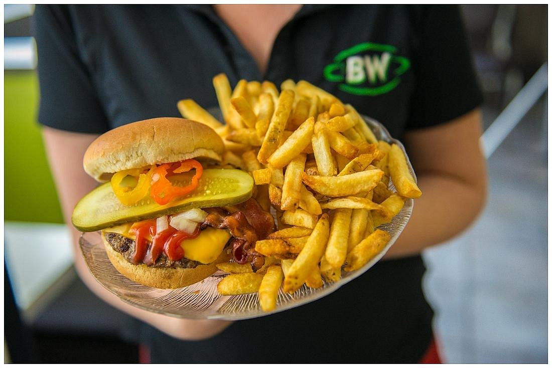 Burger World North Bay 1405 Hammond St Menu Prices And Restaurant Reviews Order Online