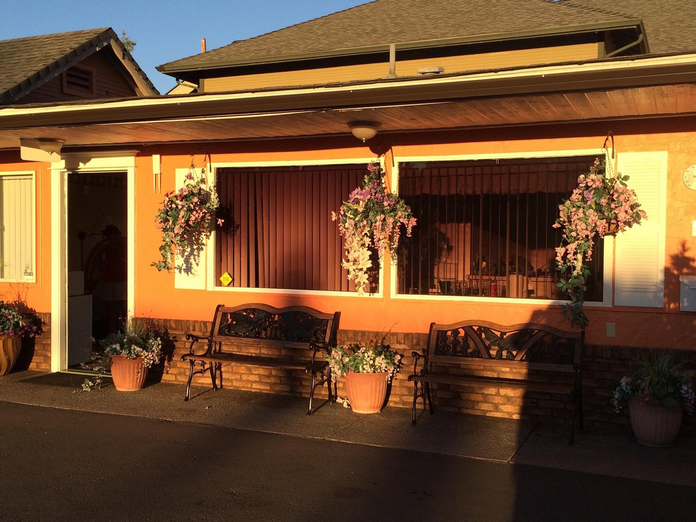 Buona Sera Inn Updated 2024 Hotel Reviews Grants Pass Or