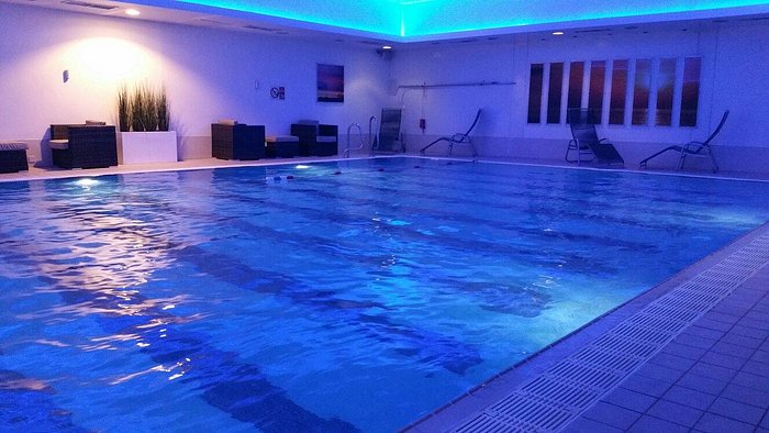 Mercure Sheffield St Pauls Hotel And Spa Pool Pictures And Reviews