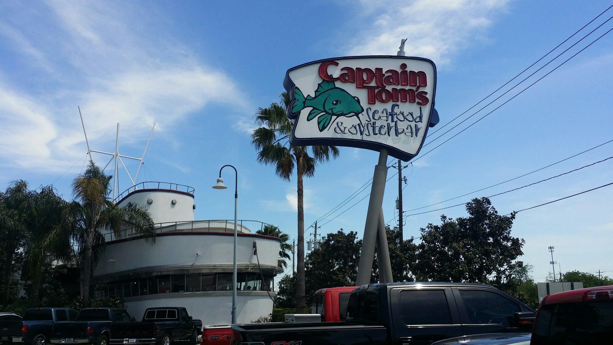 Tom's seafood store
