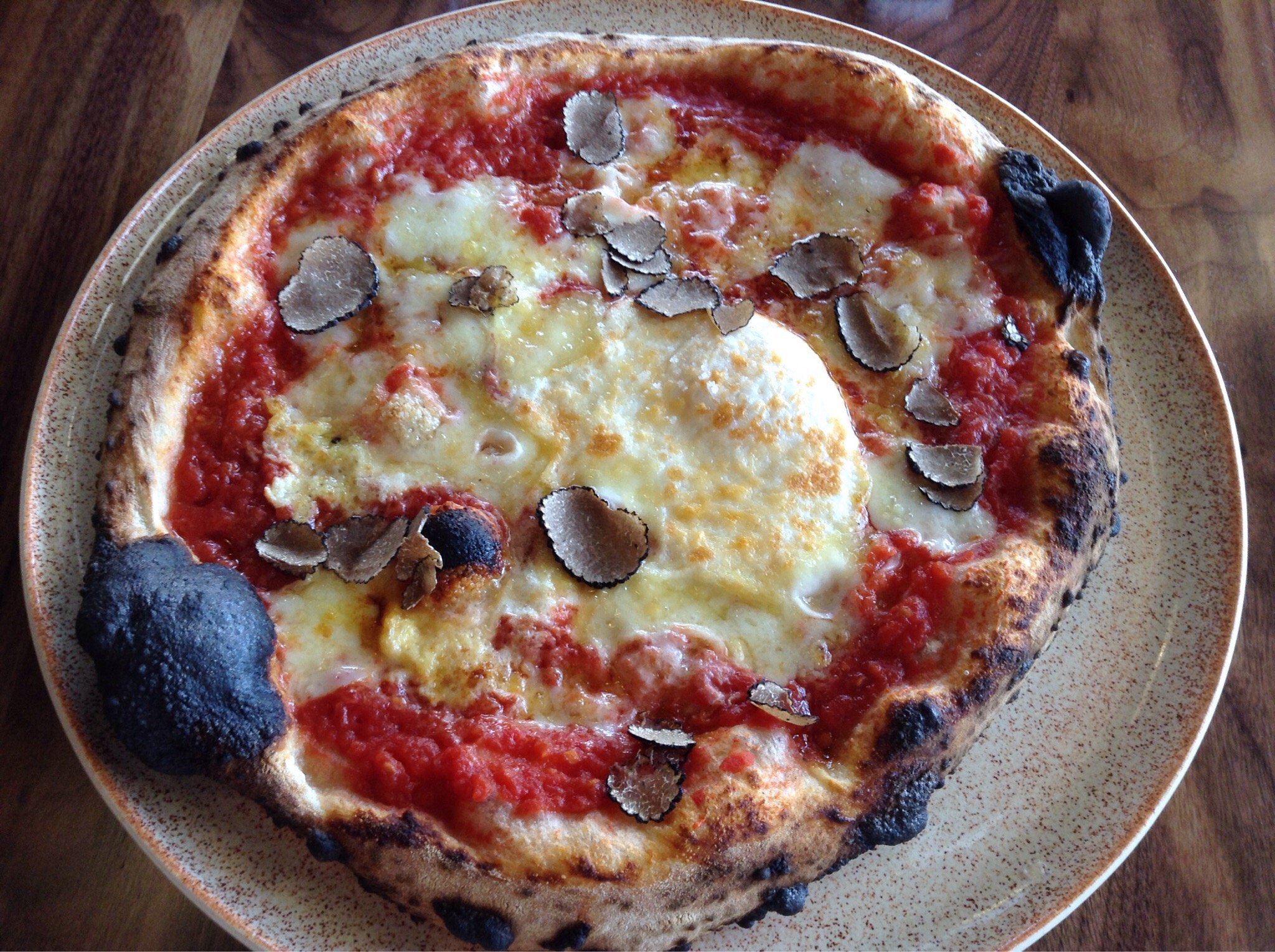 Inferno pizzeria store