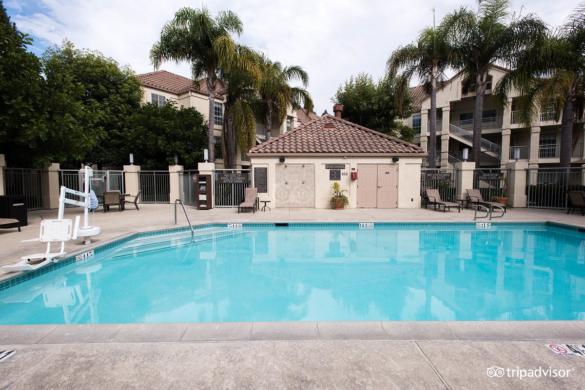 Hyatt House Los Angeles Lax Manhattan Beach Pool Pictures And Reviews