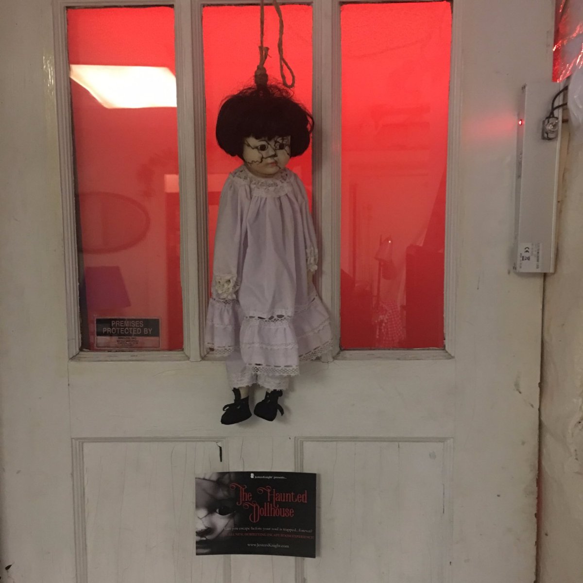 The Haunted Doll House Escape Room 피츠버그 The Haunted Doll House