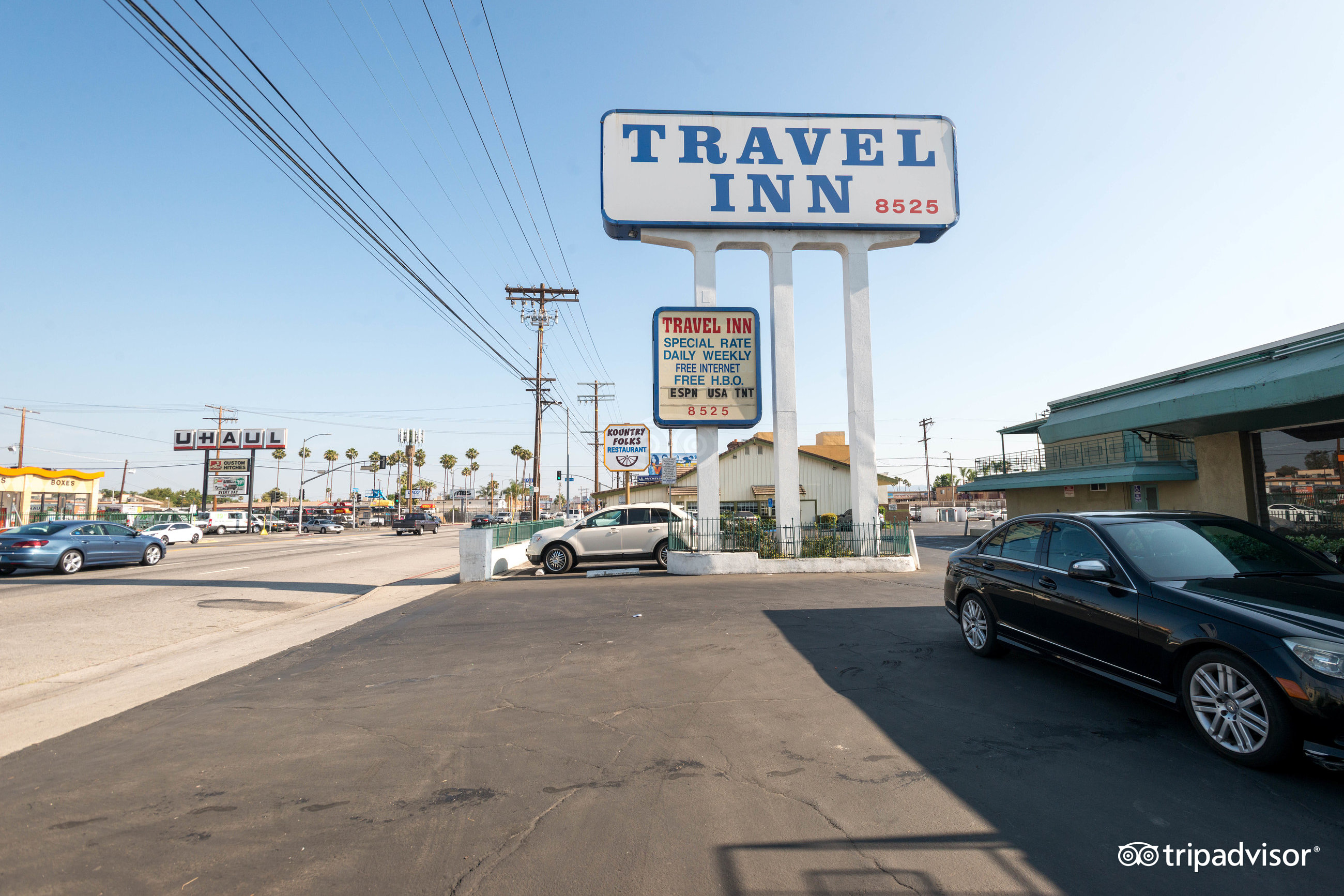 Travel inn store
