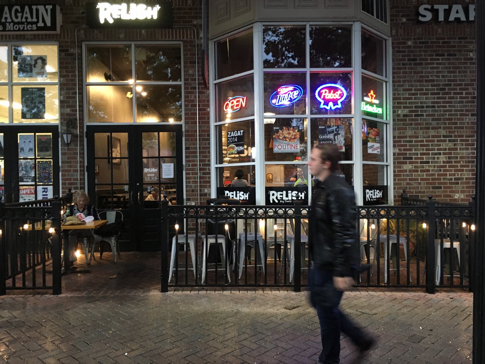Relish restaurant store