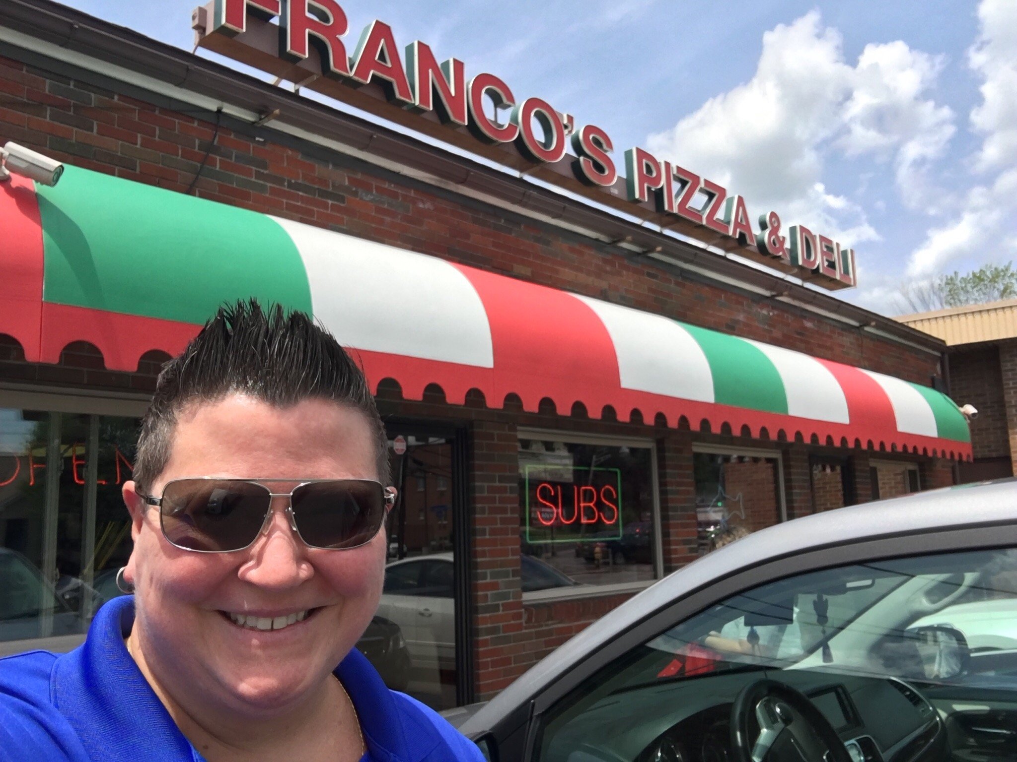 Francos pizzeria store