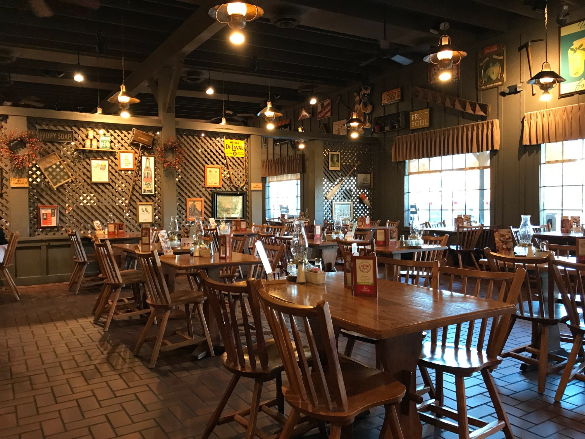 The cracker barrel store