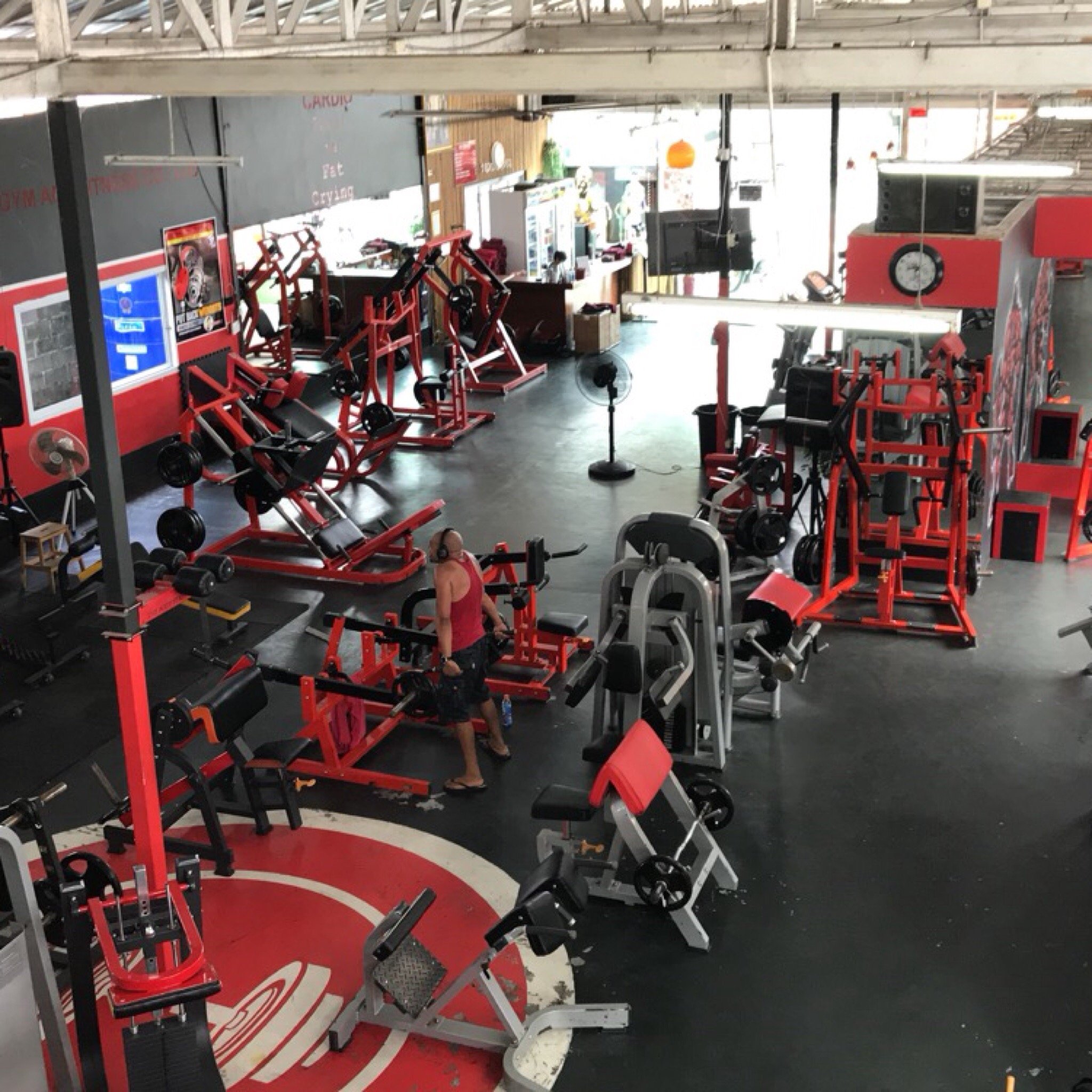 Elite gym store