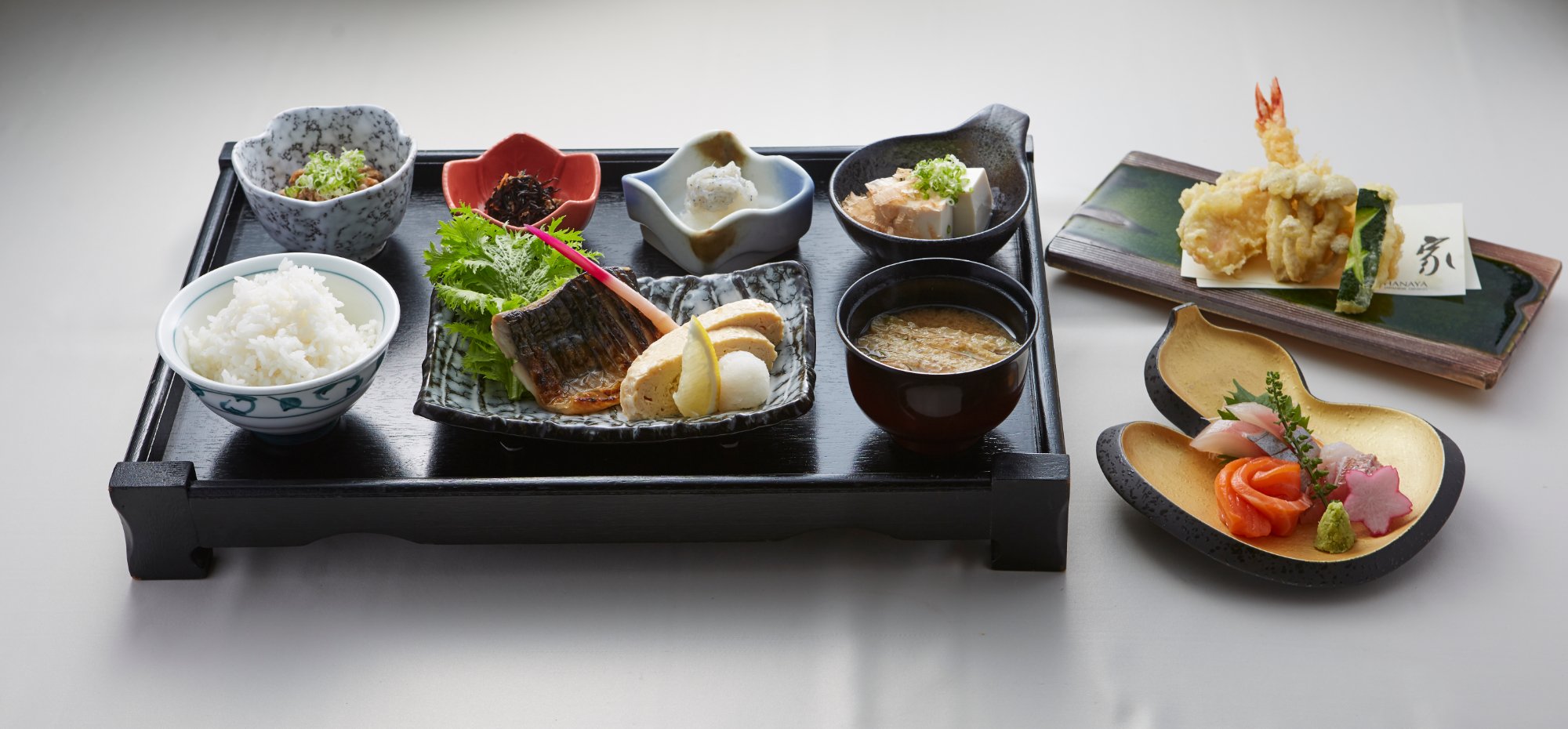 Hanaya japanese dining store
