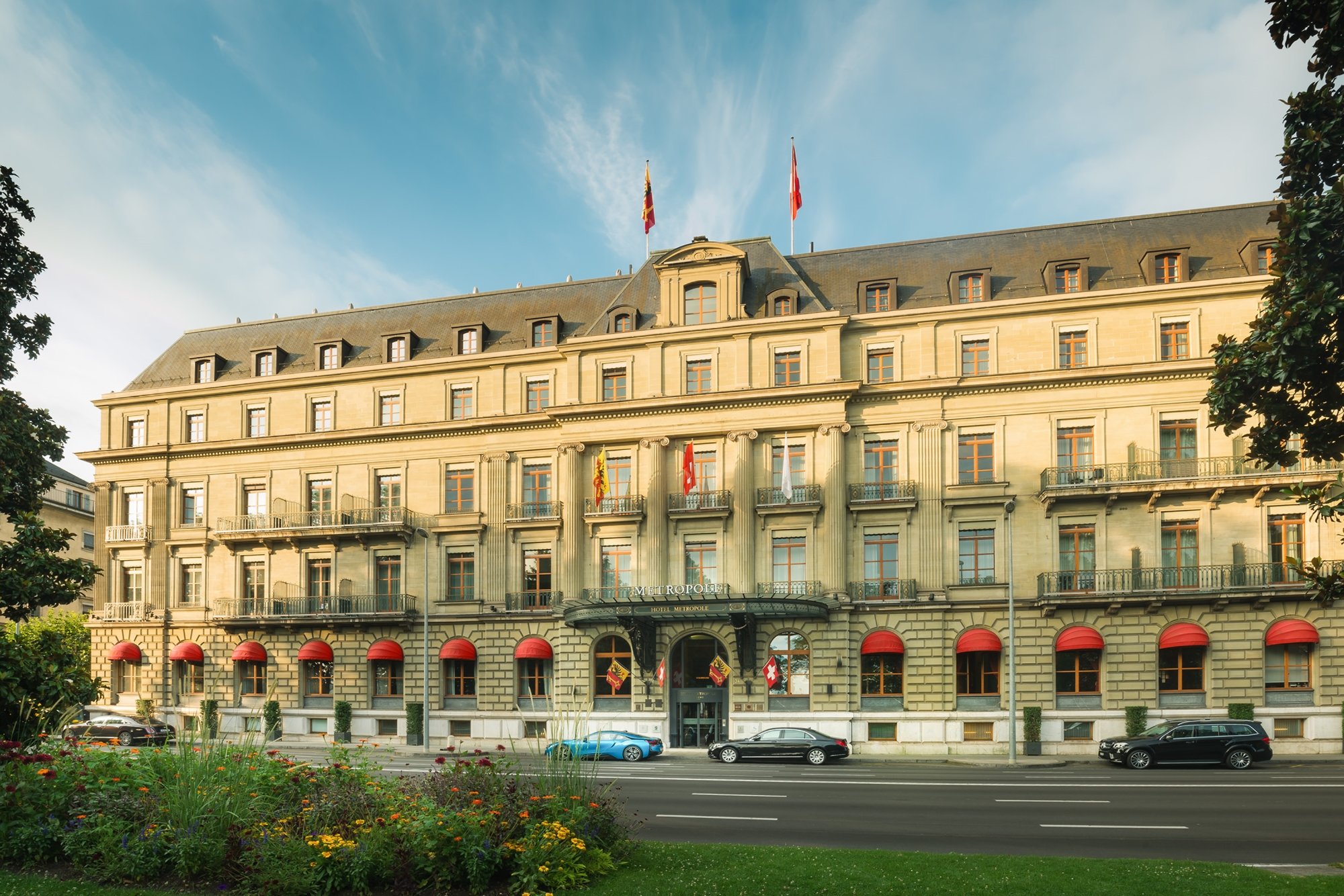 Hotel metropole store