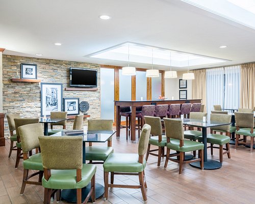 Hampton Inn Frostburg Prices And Hotel Reviews Md
