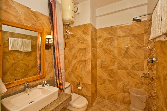 Holiday Bnb Manali Prices And Hotel Reviews Simsa Village India