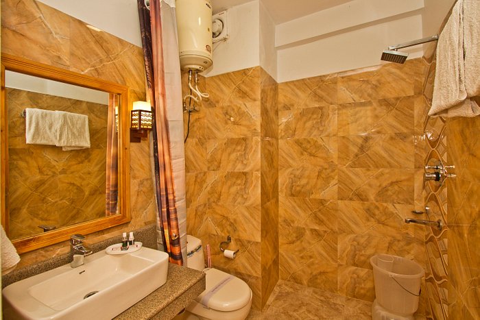 Holiday Bnb Manali Prices And Hotel Reviews Simsa Village India