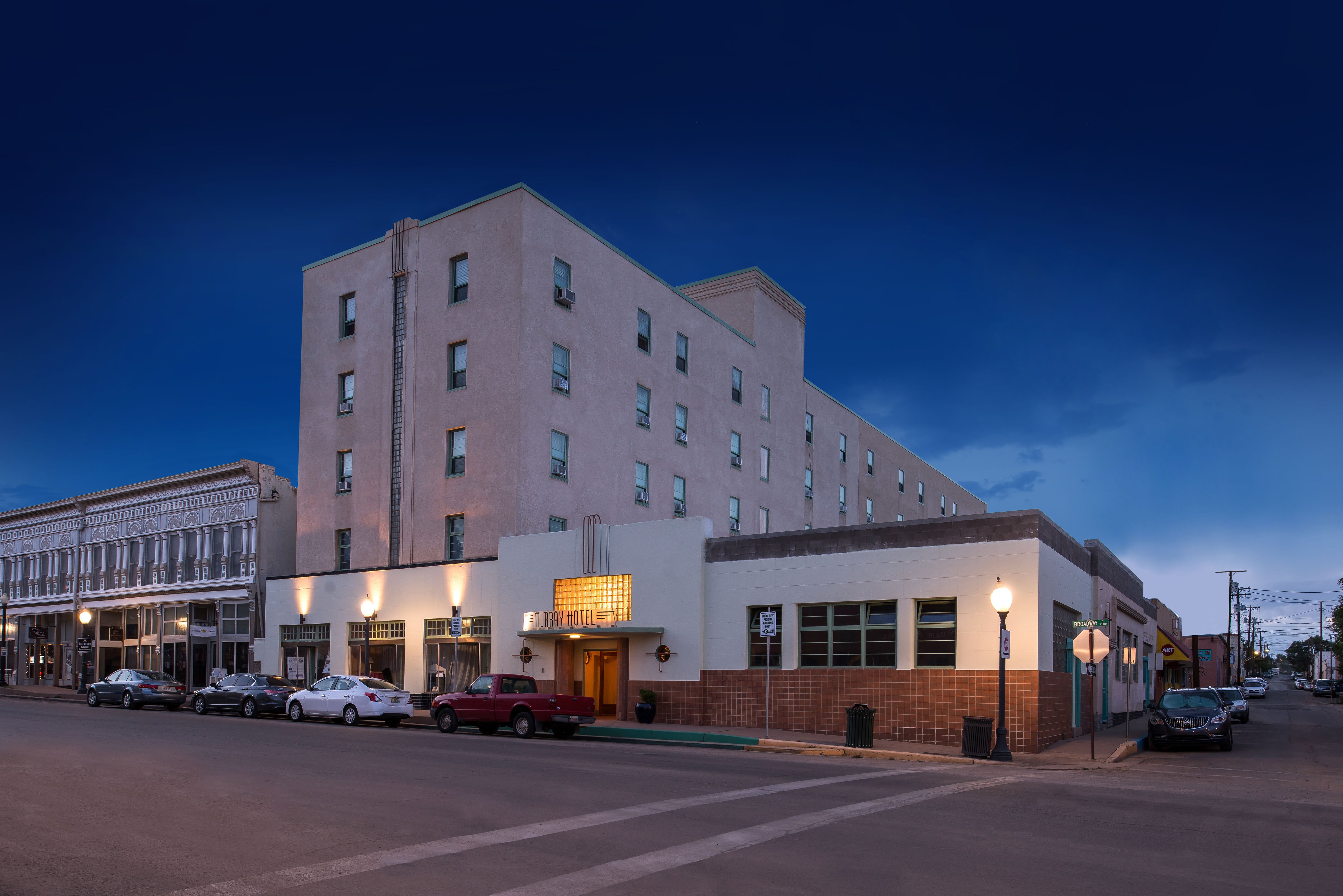 Murray hotel store