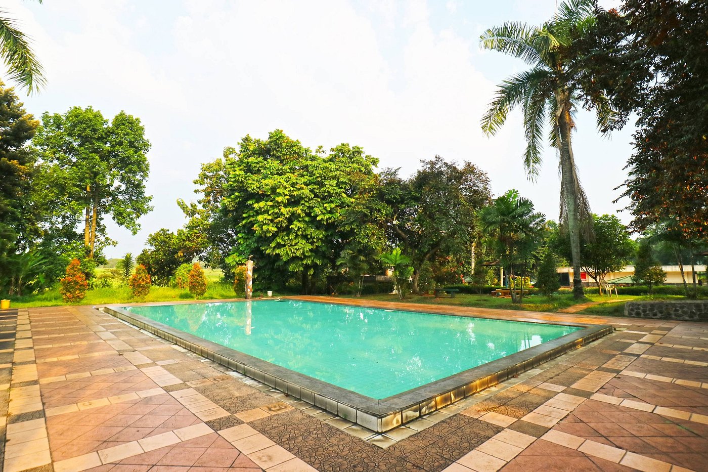 SAWANGAN GOLF HOTEL & RESORT - Reviews (Depok, Indonesia) SAWANGAN GOLF HOTEL & RESORT - Reviews (Depok, Indonesia)