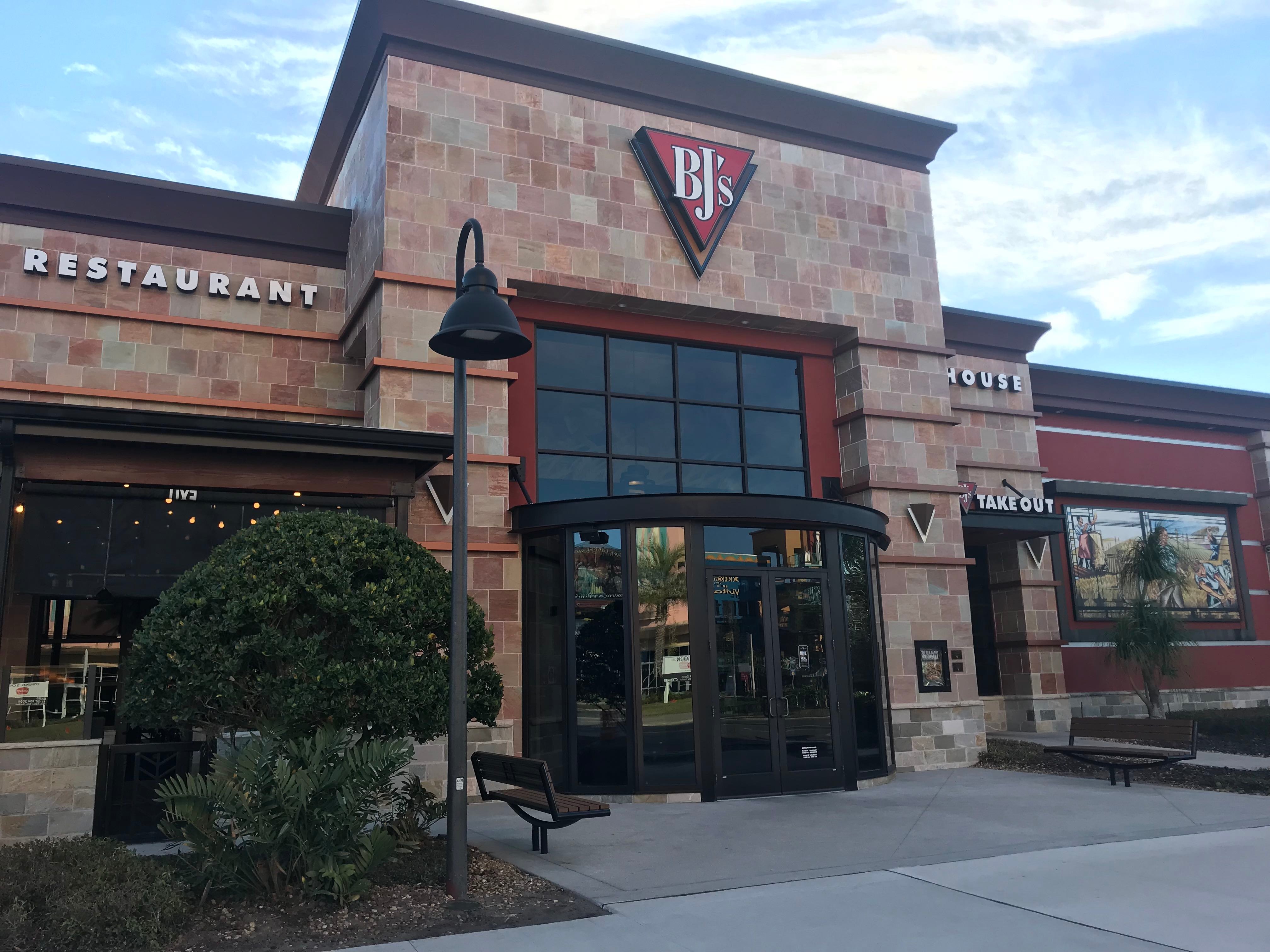 BJ S RESTAURANT BREWHOUSE Orlando 8103 International Dr International Drive Restaurant Reviews Order Online Food Delivery Tripadvisor