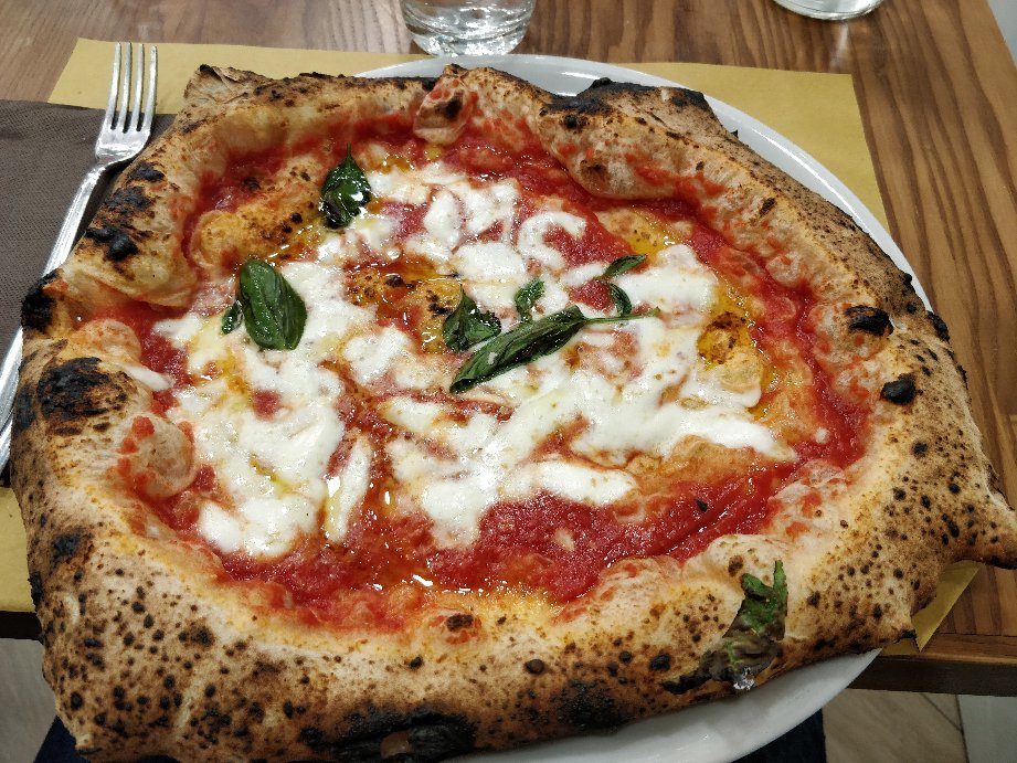 Pulcinella pizza store