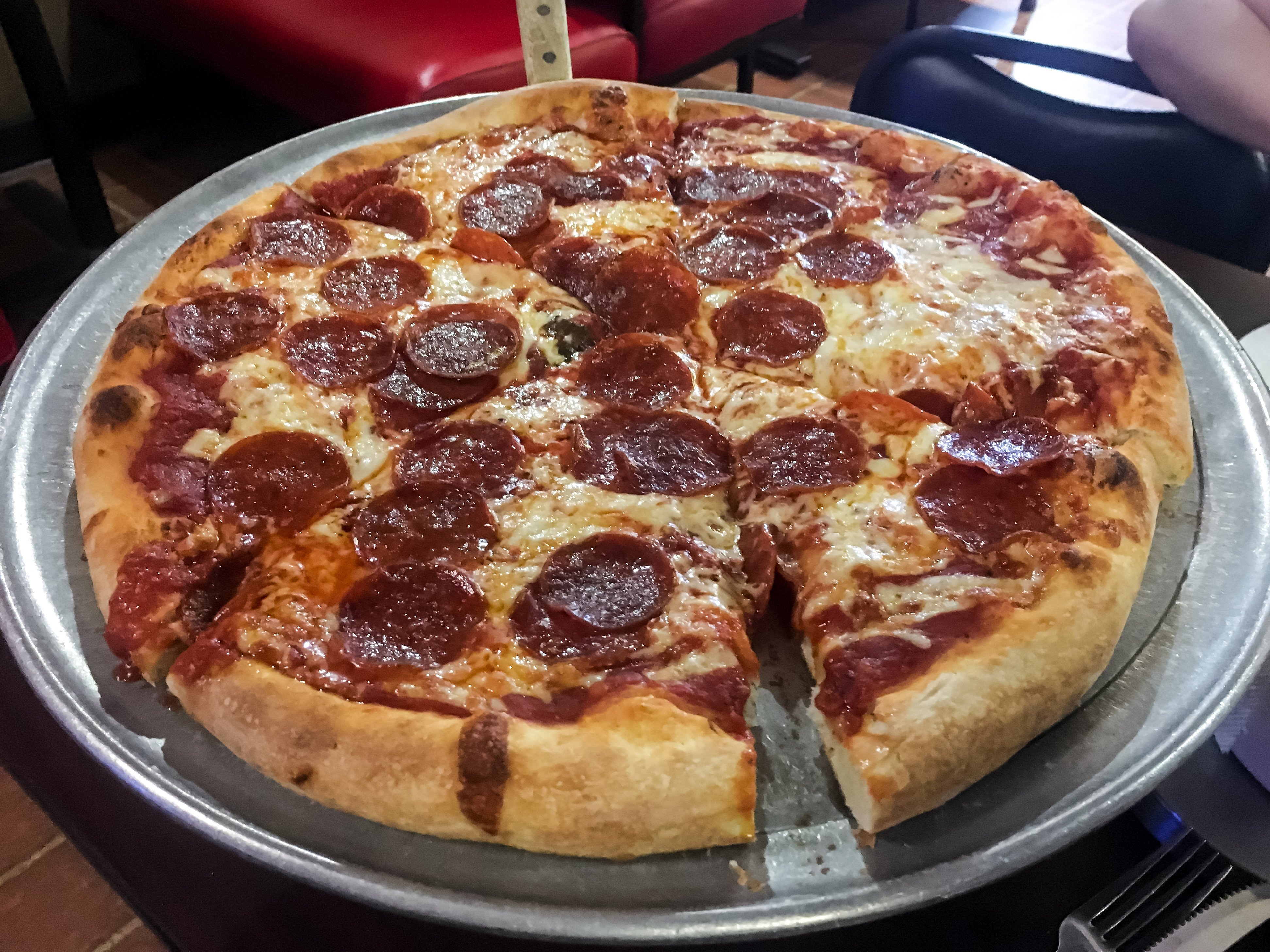 Luigi's pizza store
