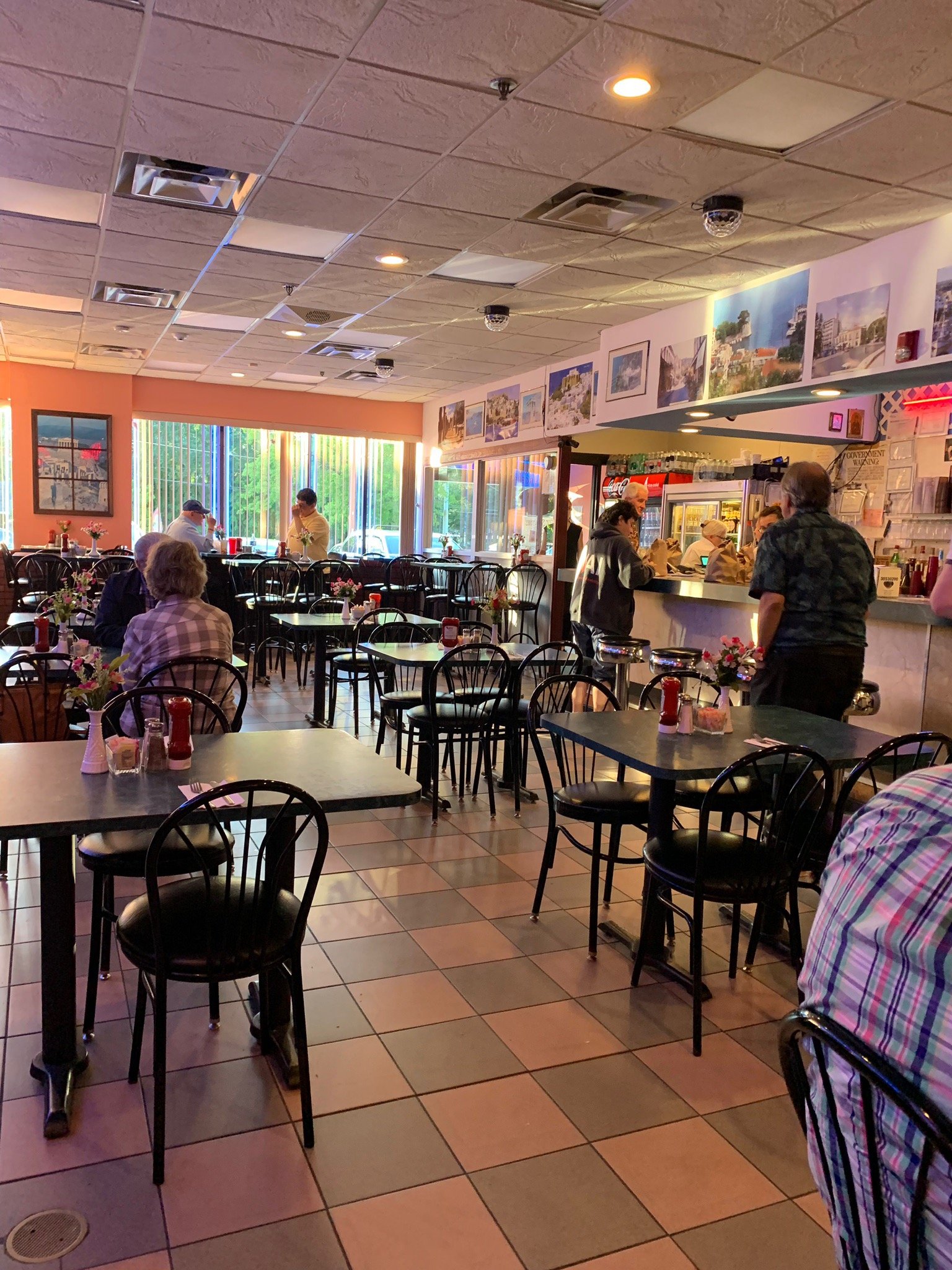 Venus restaurant store
