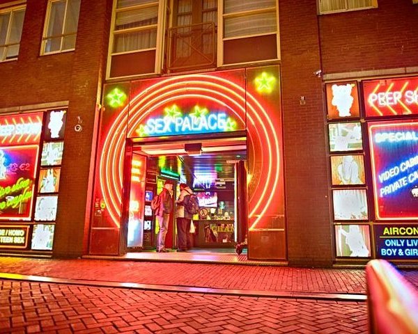 Red Light District Amsterdam All You Need To Know Before You Go