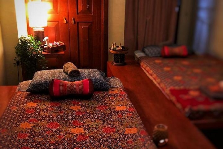 2024 Aromatherapy Massage And Full Body Scrub Spa Treatment