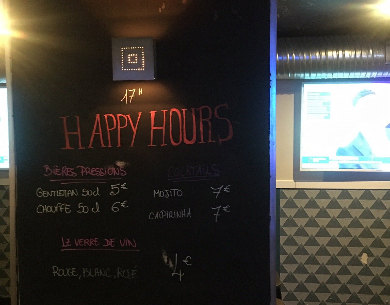 2024年 Tournée Des Bars Nightclubs 出発前に知っておくべきことすべて トリップアドバイザー