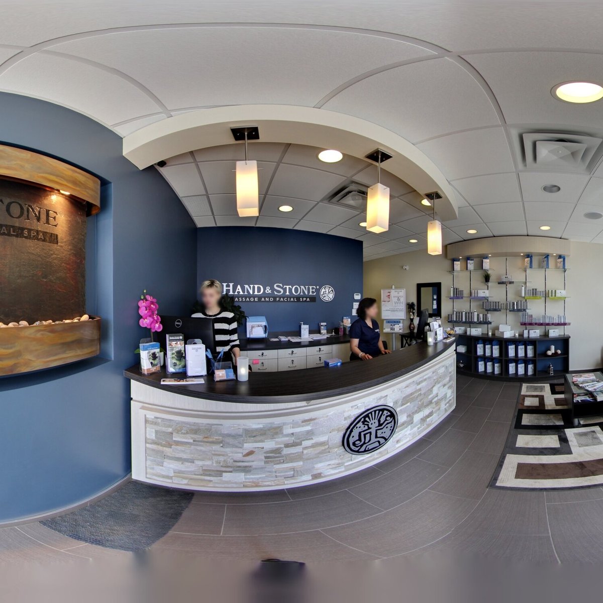 Hand And Stone Massage And Facial Spa Danforth Toronto Ce Quil Faut