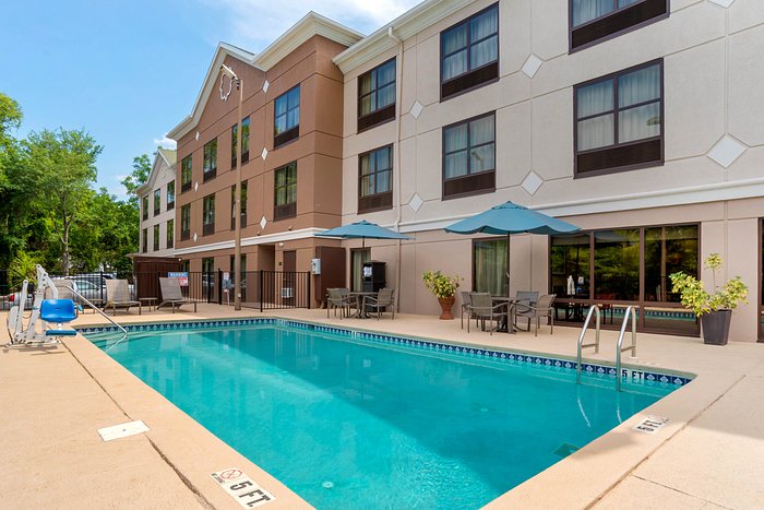 Comfort Suites Tallahassee Downtown Pool Pictures And Reviews Tripadvisor