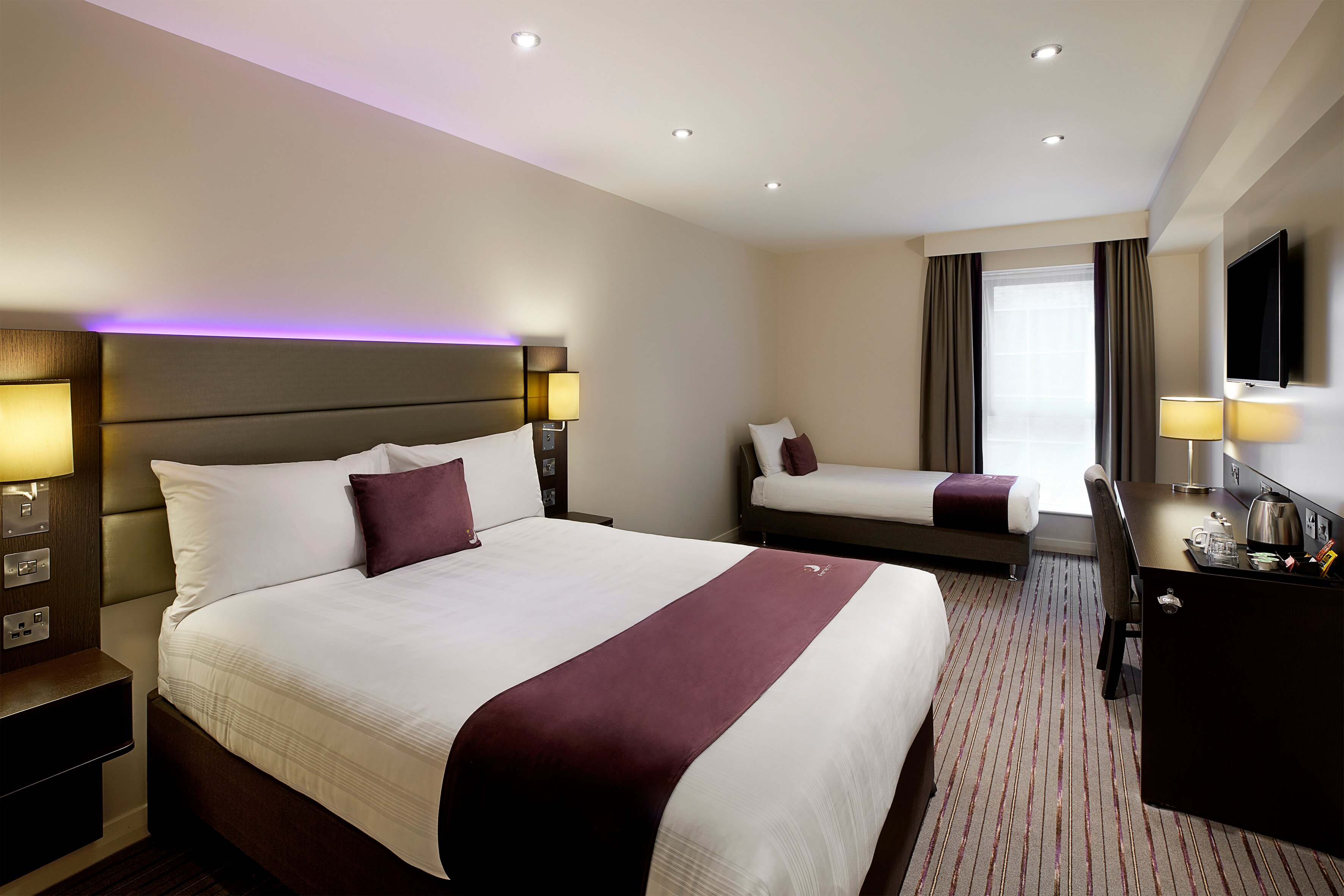 Premier Inn London Kensington Earl s Court hotel Rooms Pictures Reviews Tripadvisor
