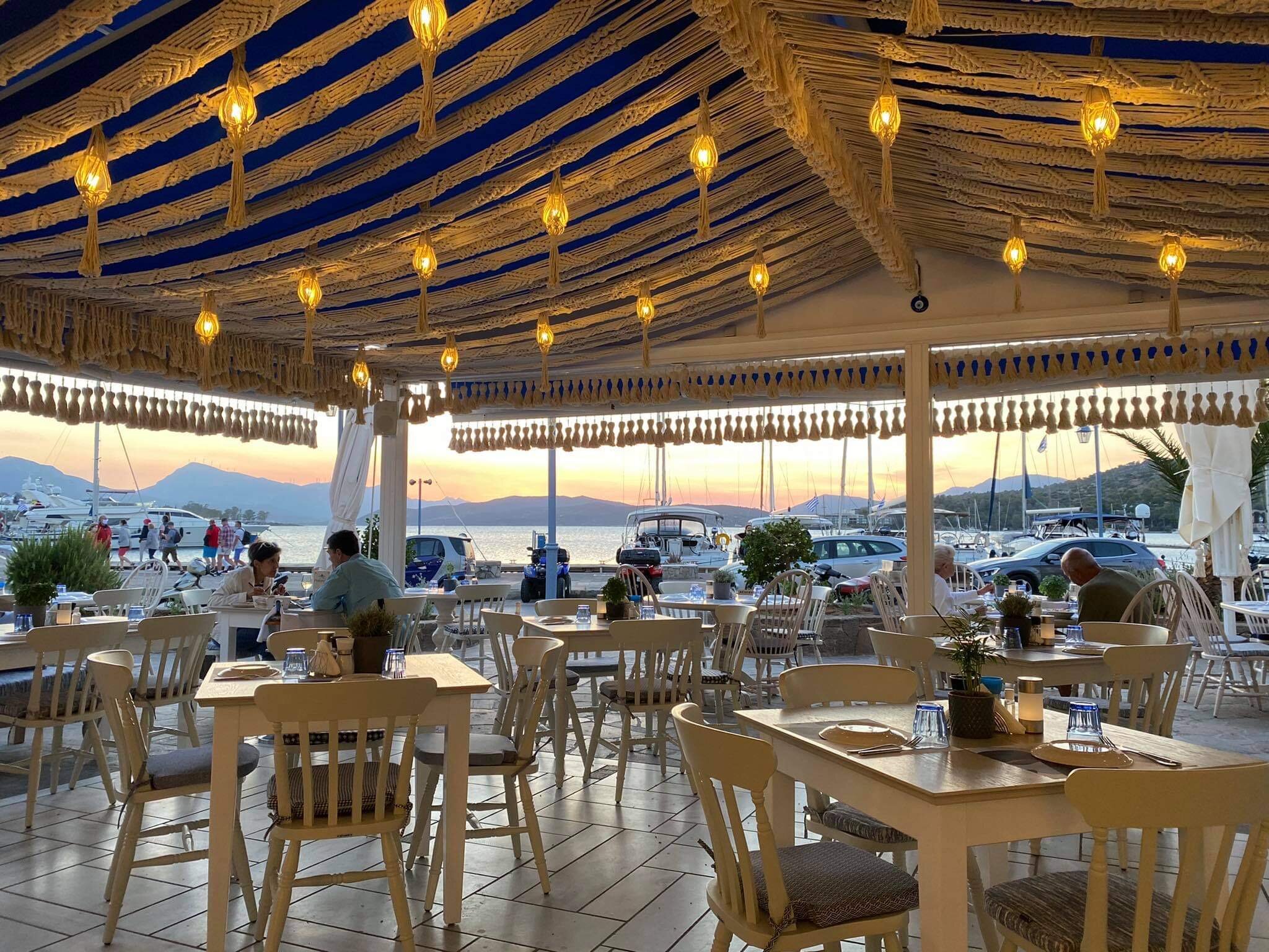 Poseidon restaurant store