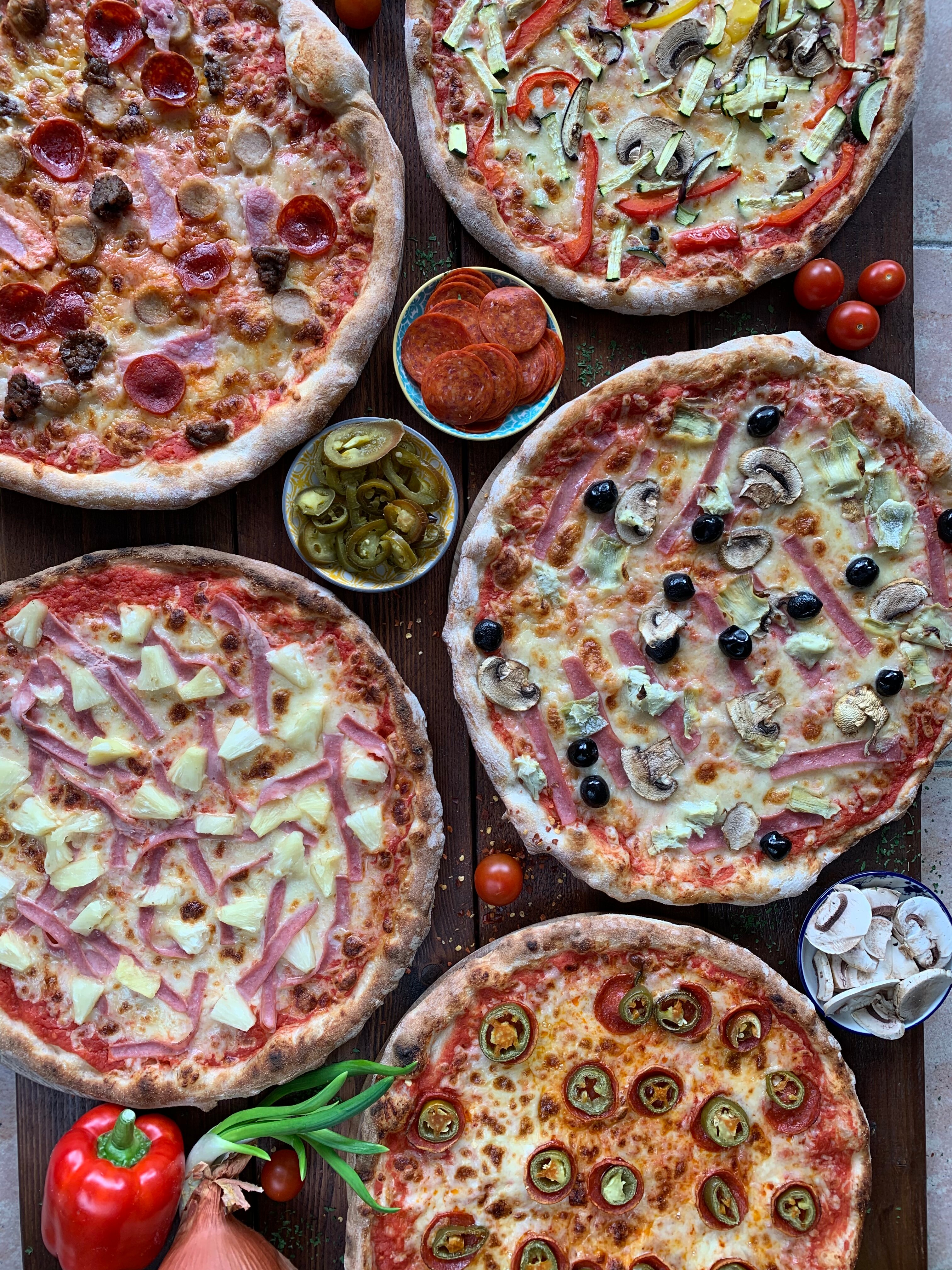 Gino s pizza store