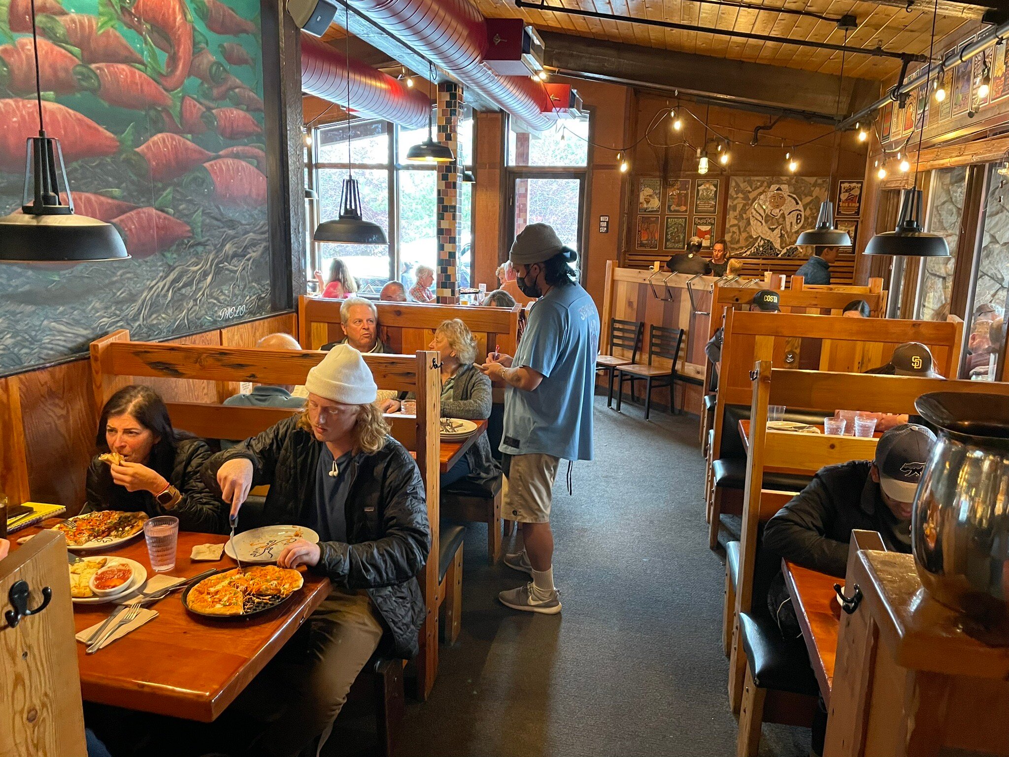 MOOSE S TOOTH PUB AND PIZZERIA Anchorage Midtown Menu Prices Restaurant Reviews Tripadvisor