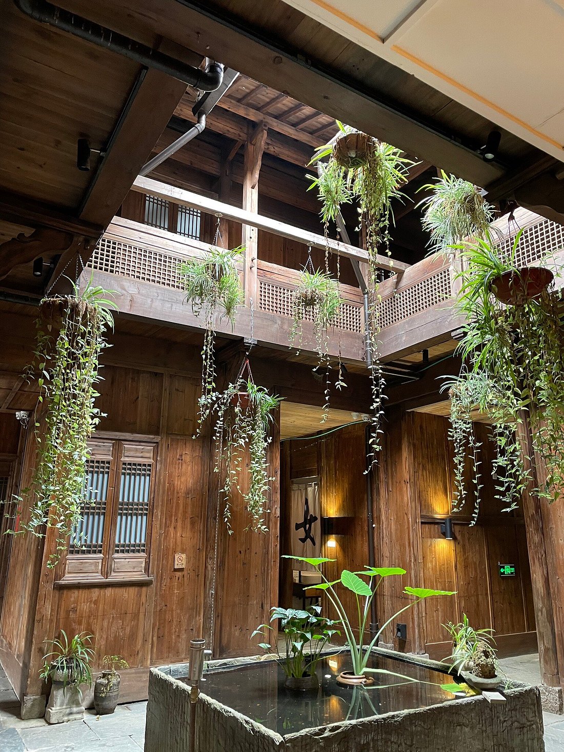 WUYUAN SKYWELLS - Prices & Guest house Reviews (Wuyuan County, China) WUYUAN SKYWELLS - Prices & Guest house Reviews (Wuyuan County, China)
