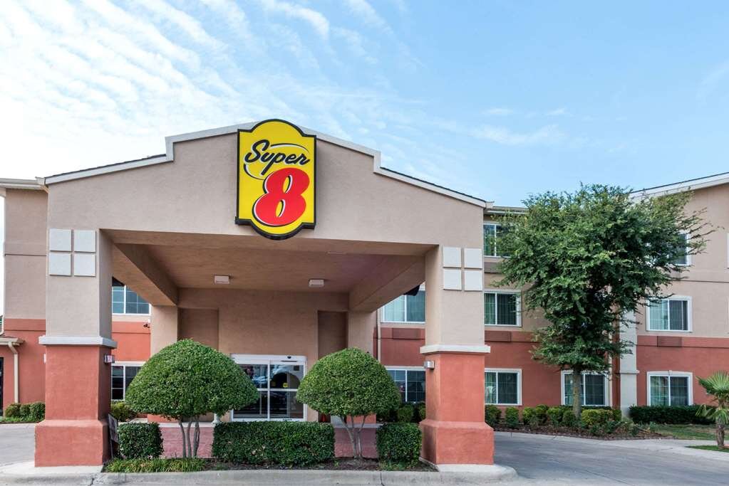 SUPER 8 BY WYNDHAM FORT WORTH NORTH Prices Motel Reviews TX