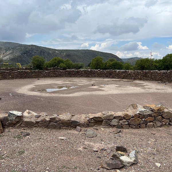 HIDALGO SQUARE (PLAZA PRINCIPAL) (Real de Catorce): Ce qu'il faut savoir HIDALGO SQUARE (PLAZA PRINCIPAL) (Real de Catorce): Ce qu'il faut savoir