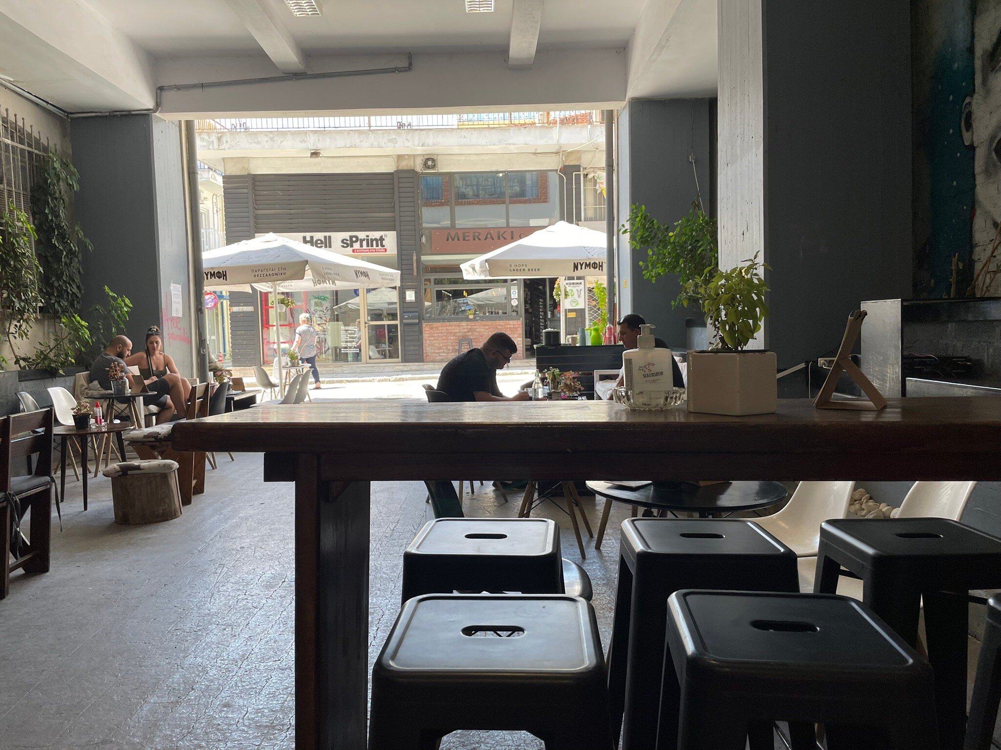 Meraki cafe store