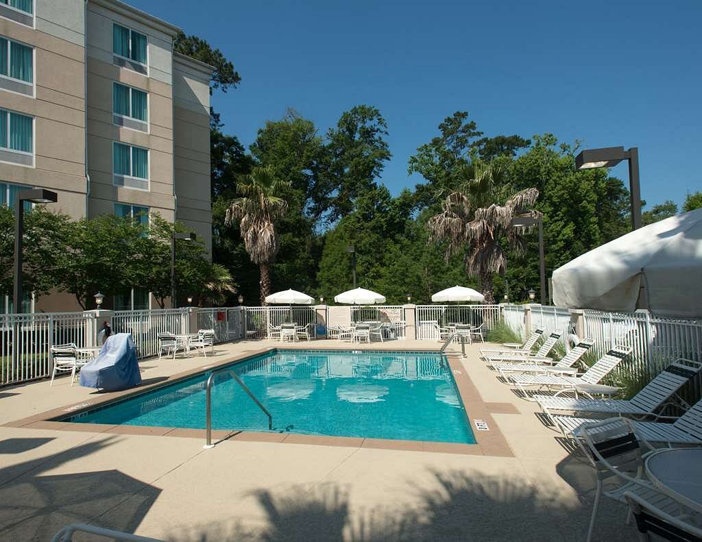 Hilton Garden Inn Tallahassee Central Pool Pictures And Reviews Tripadvisor