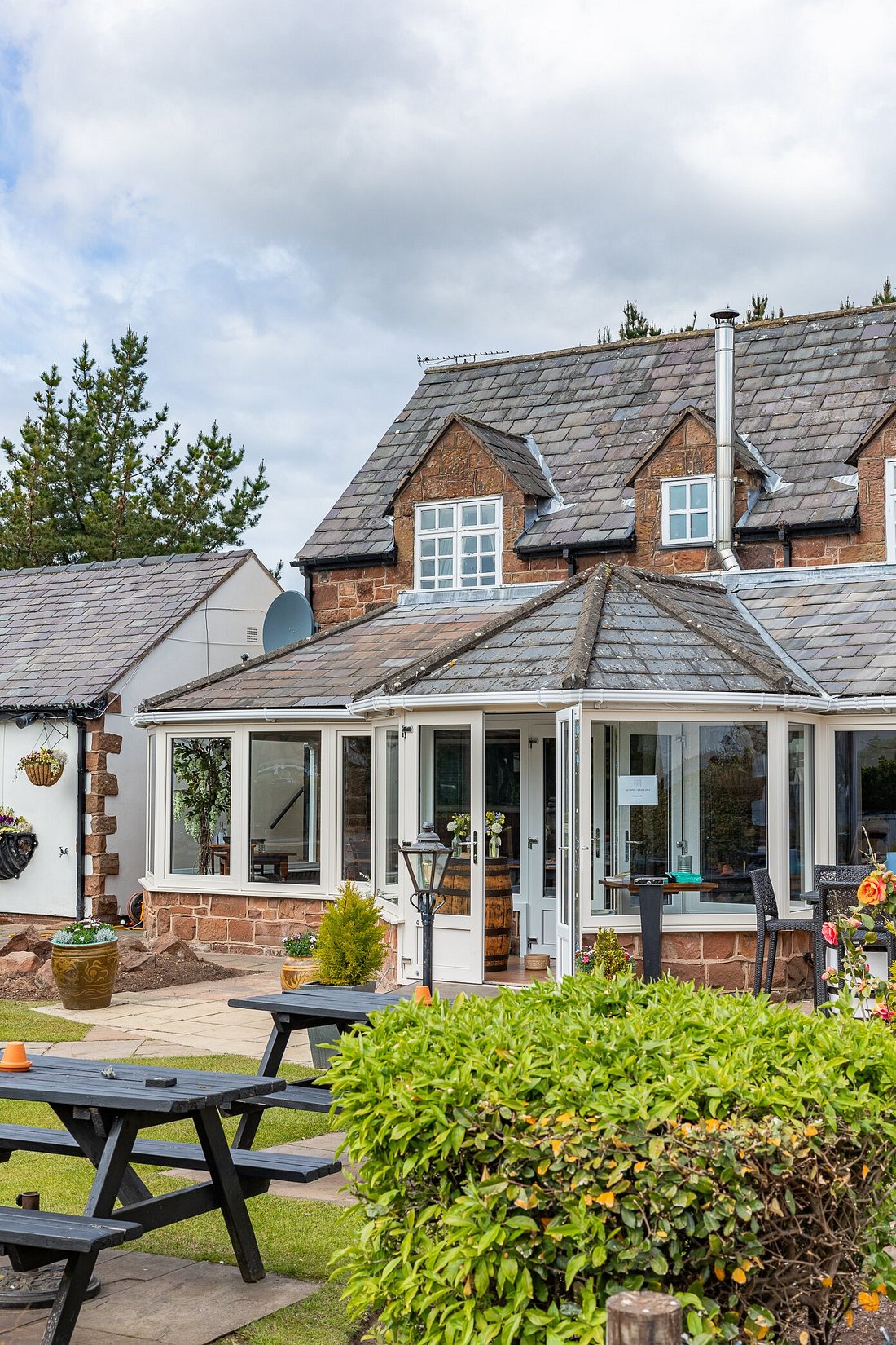 Pollards Inn Hotel Bandb Reviews Willaston On The Wirral England