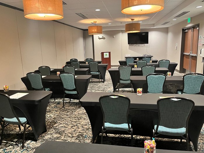 Holiday Inn And Suites Denver Tech Center Centennial An Ihg Hotel 89