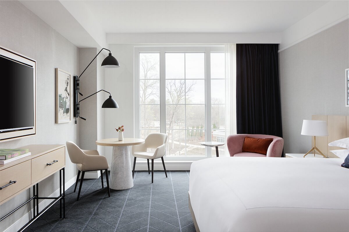 Kimpton The Forum Hotel Updated 2023 Prices And Reviews