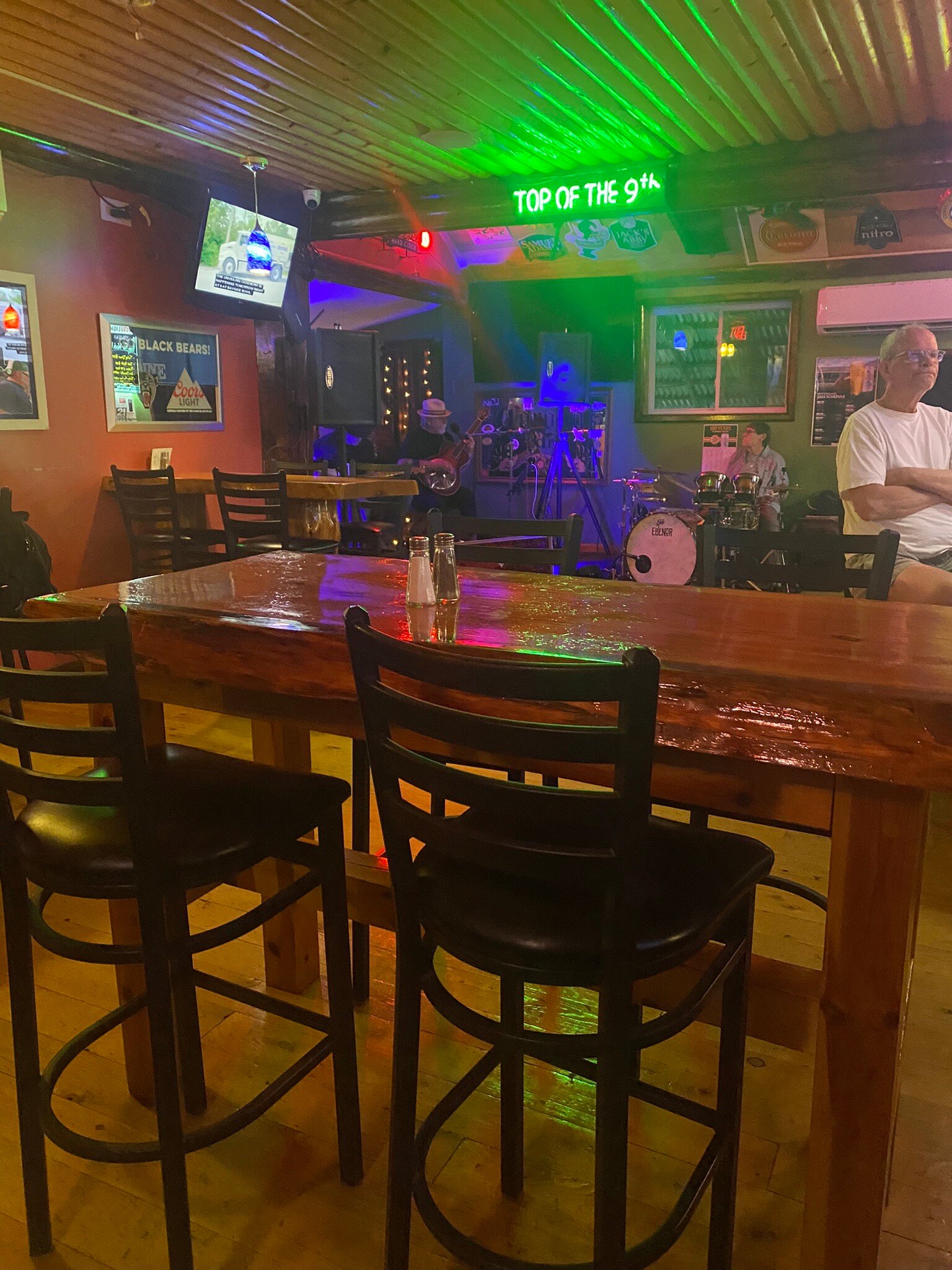 Fryeburg house of pizza store