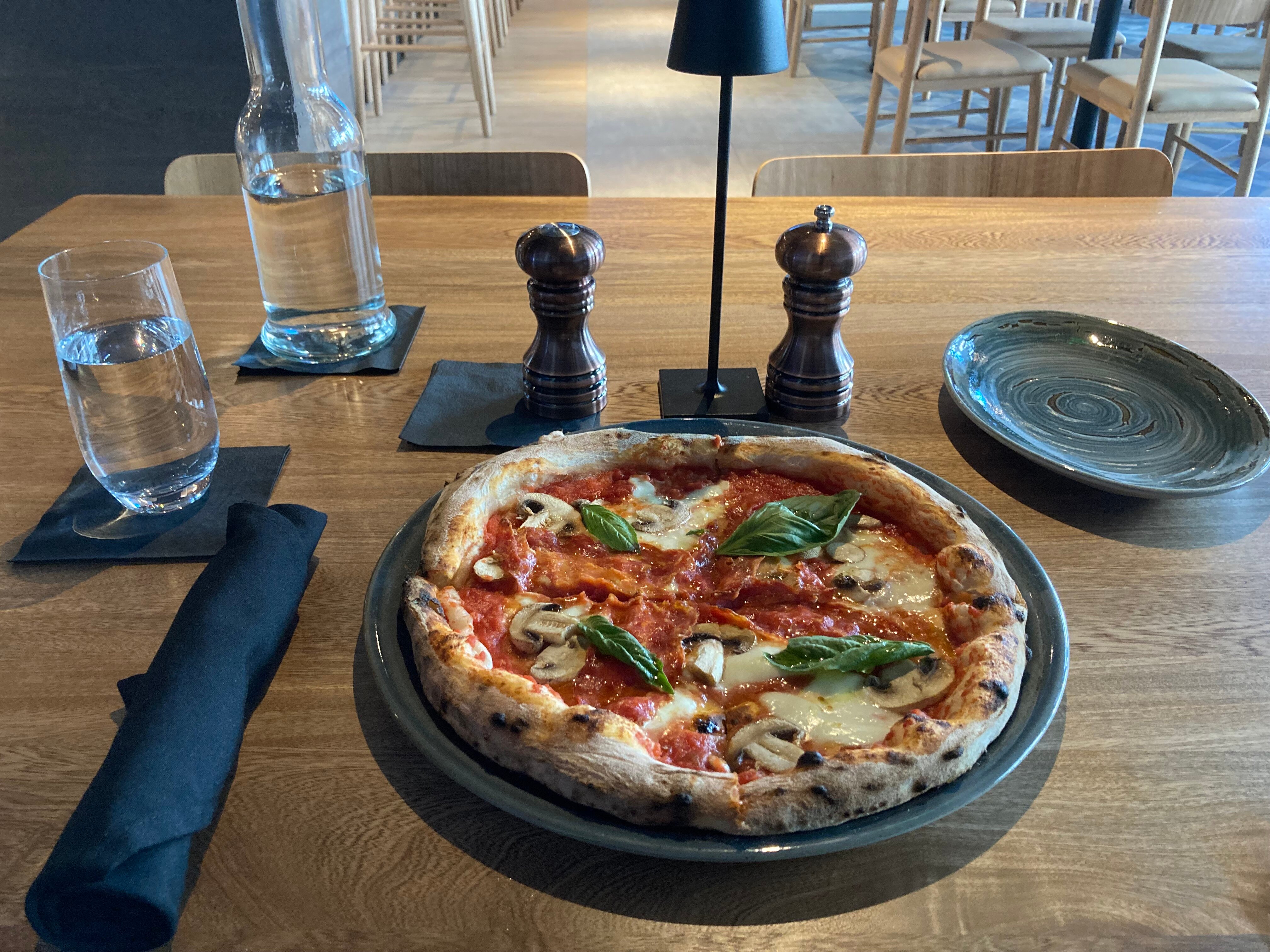 Pizzeria miami store