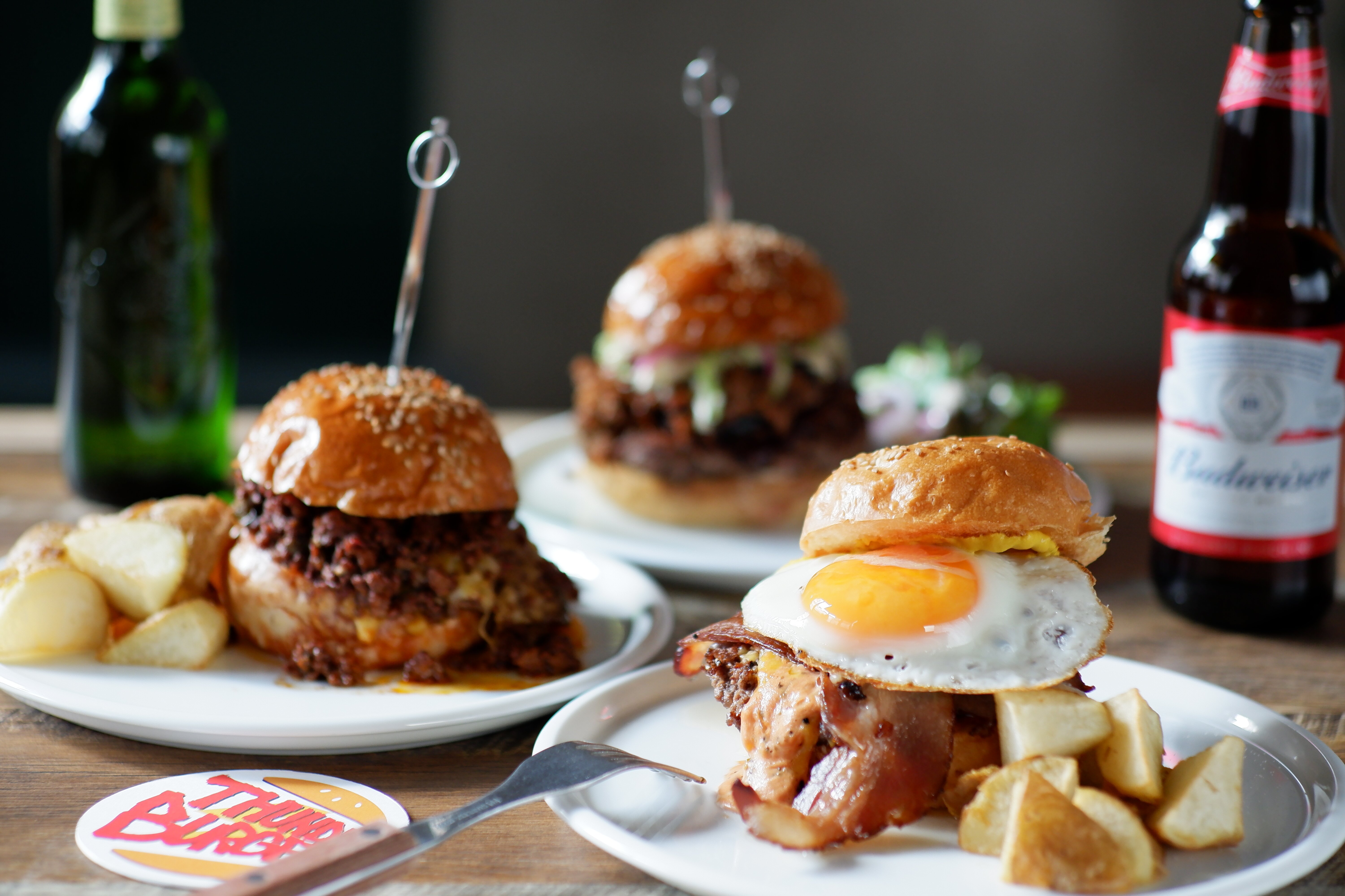 Thunder burger store