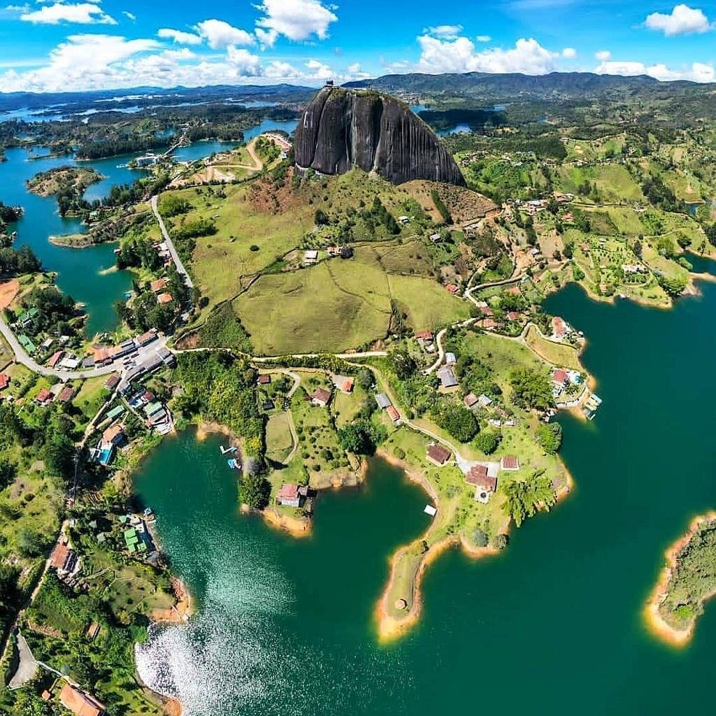 2024年 Tour Guatapé Pueblo De Zócalos 出発前に知っておくべきことすべて トリップアドバイザー