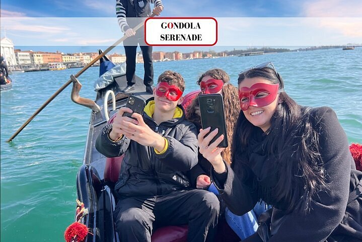 2024 Grand Canal Gondola Serenade With Your Carnival Mask