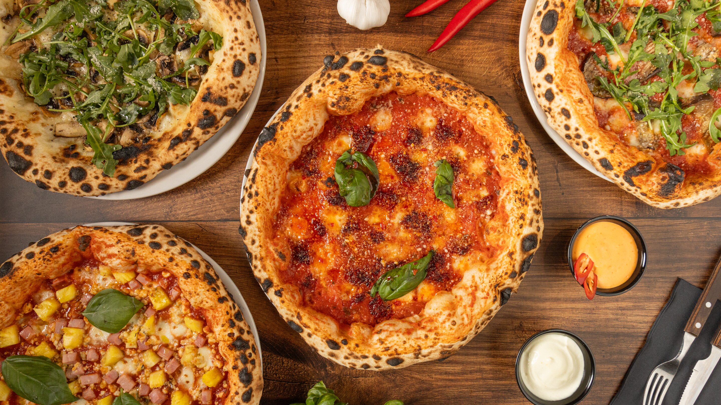Sotto pizza store